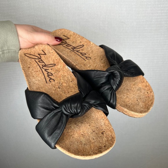Zodiac | Shoes | Zodiac Black Leather Knot Cork Footbed Slide Sandals ...